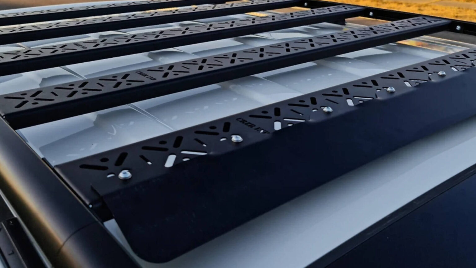 How To Probably Choose And Install A Roof Rack? | Cars Booster